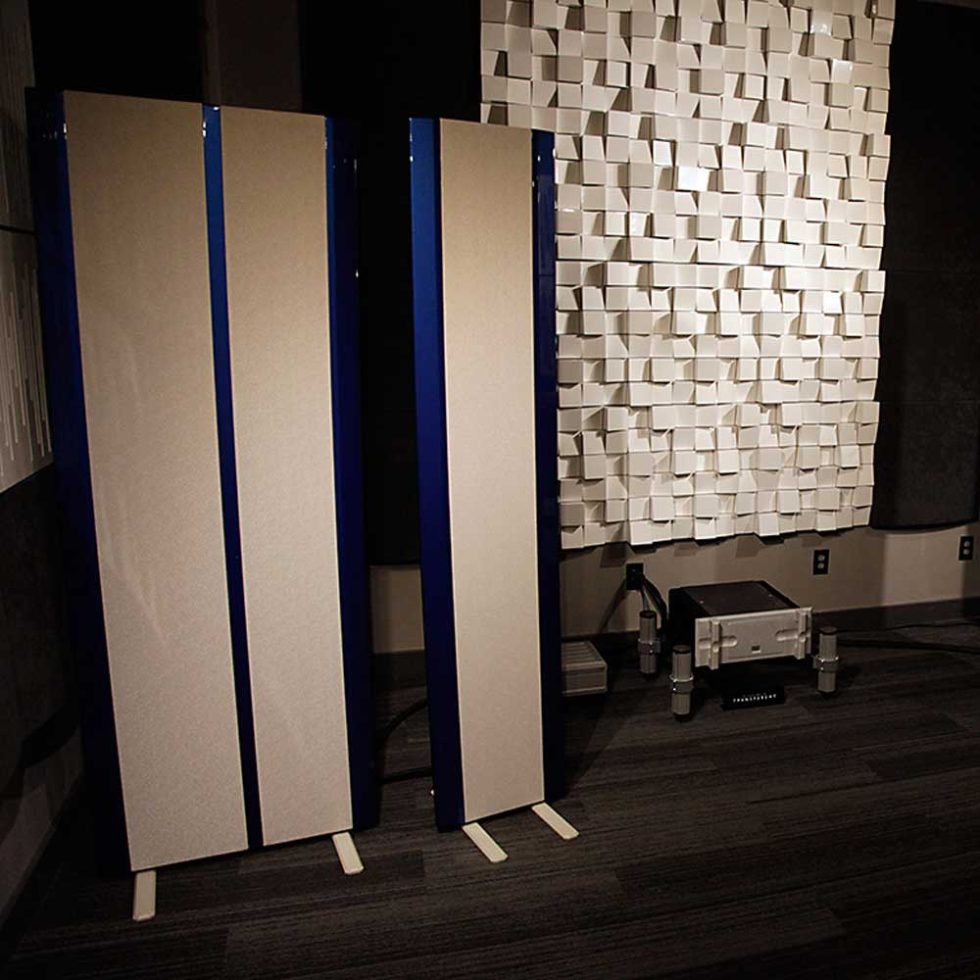 Magnepan 30.7 Floorstanding Speakers – Rapallo